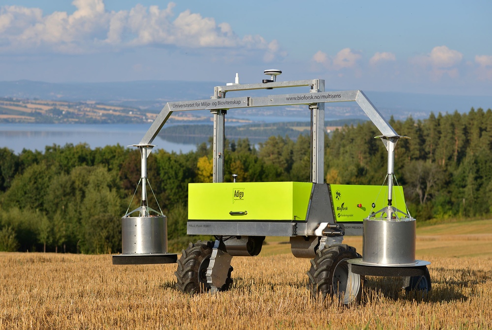The manufacturer of agricultural robots received $5,5 million ...