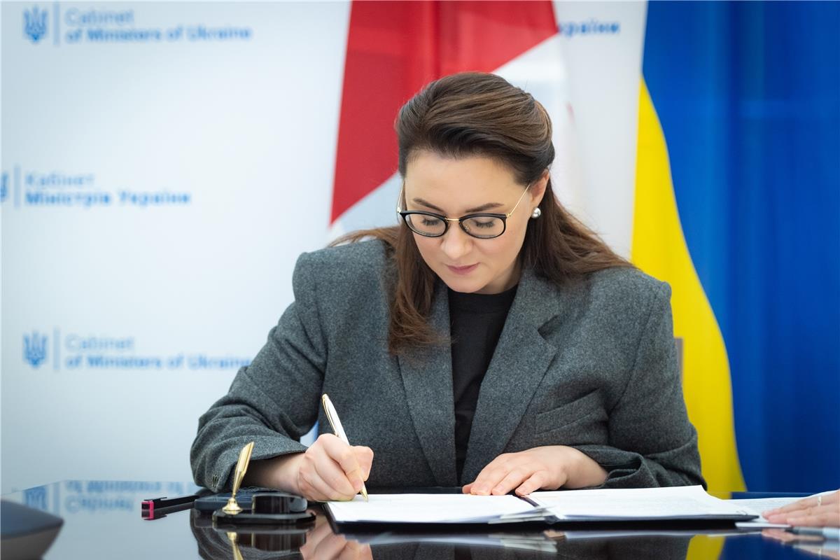 Ukraine and the UK Extend Duty-Free Trade for Five More Years, Aims to ...