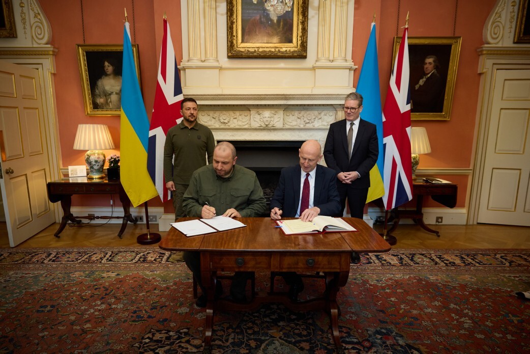 Ukraine and Britain Sign Defense Agreement: Key Details - GTInvest